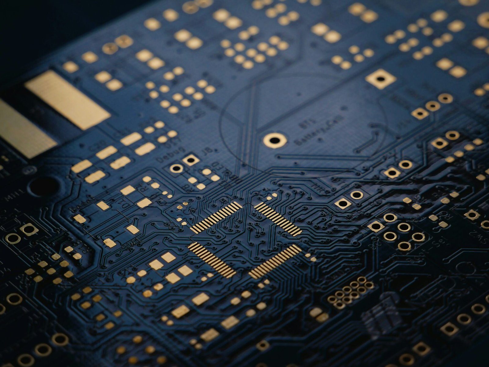 What Is a Transistor? How Transistors Work, Types, and Why They Power ...